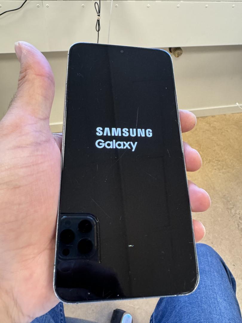 Köp Galaxy S22+ ny & begagnad hos oss | PhoneHero